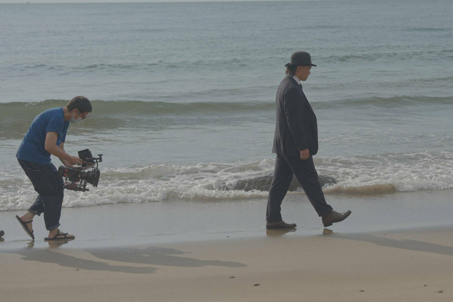 陈奕迅新歌《空城记》MV花絮首曝光 Eason演唱会畅聊幕后故事 - 360娱乐，你开心就好