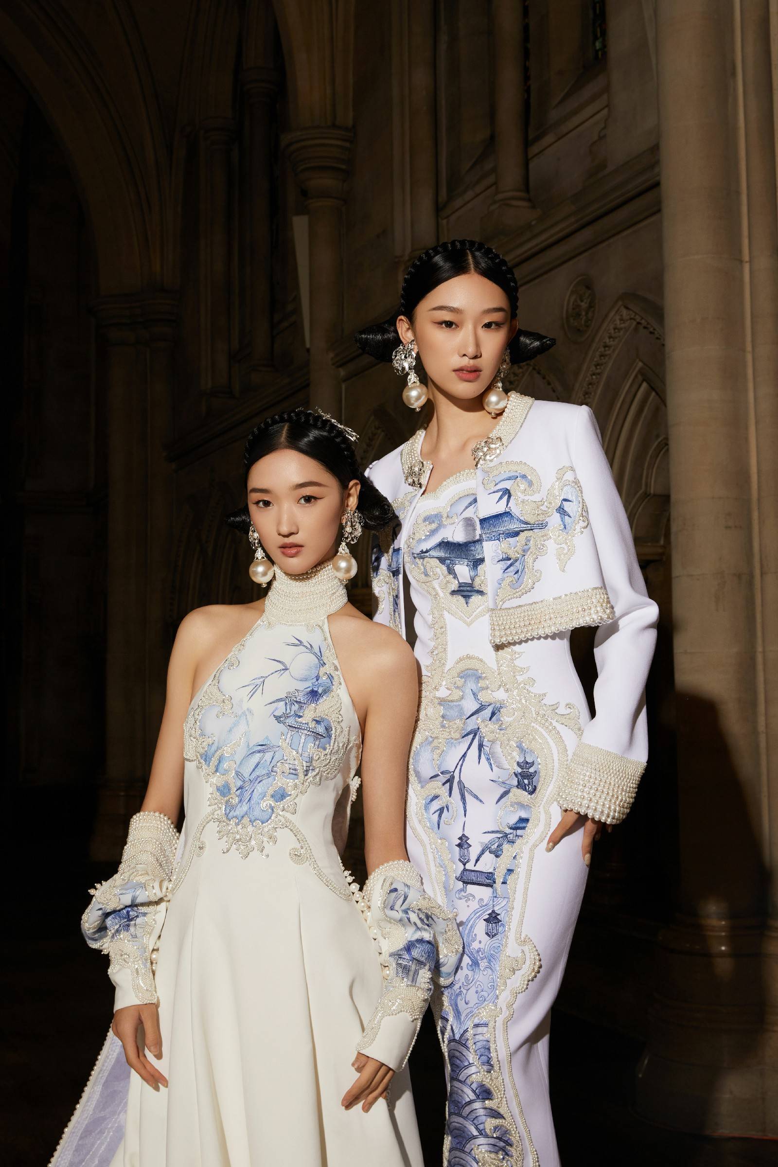 熊英·盖娅传说2025SS品牌巴黎发布会圆满成功！ - 360娱乐，你开心就好